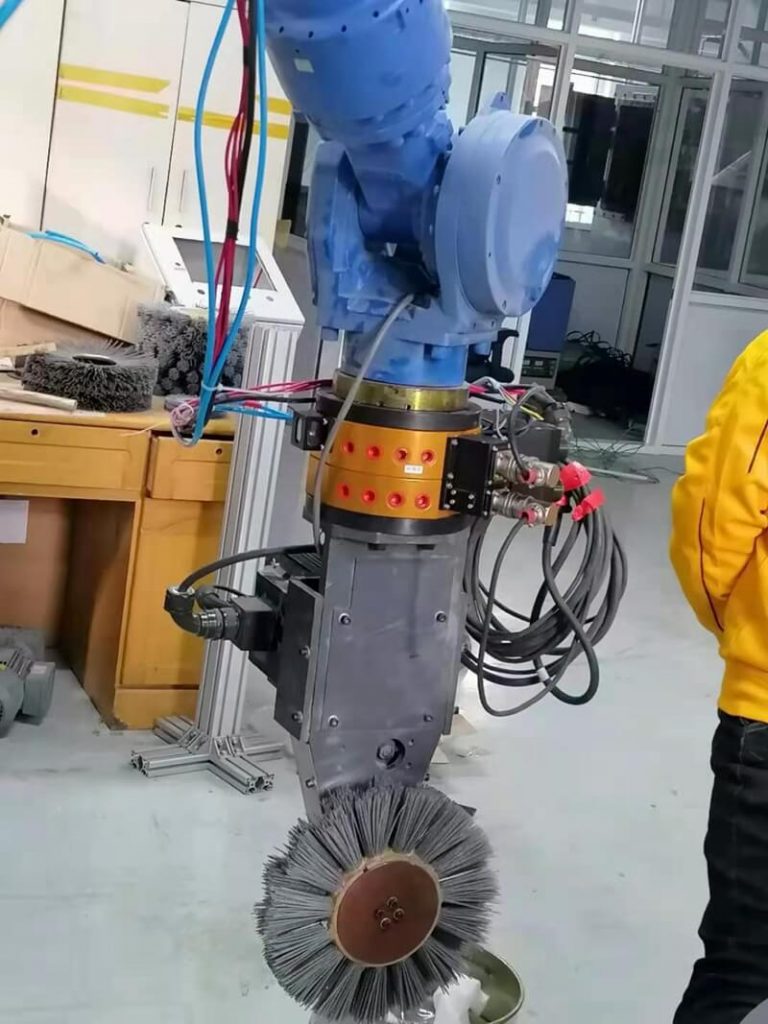 Robot Tool Changer Applied to Wheel Hub Debugging Workstation - LH-TC