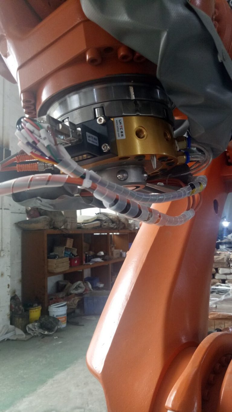 Quick Change Robot System Applied to Handling and Palletizing Projects ...