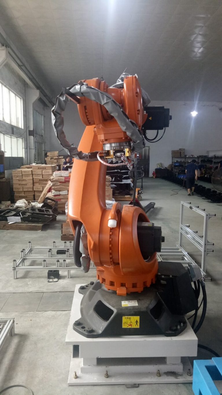 Quick Change Robot System Applied to Handling and Palletizing Projects ...